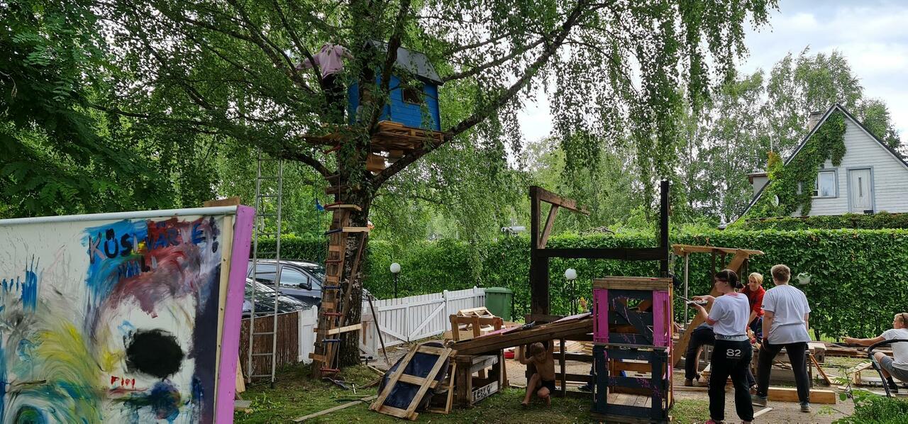 Junkyard Playground Training — NGO Kids Outdoors, Estonia